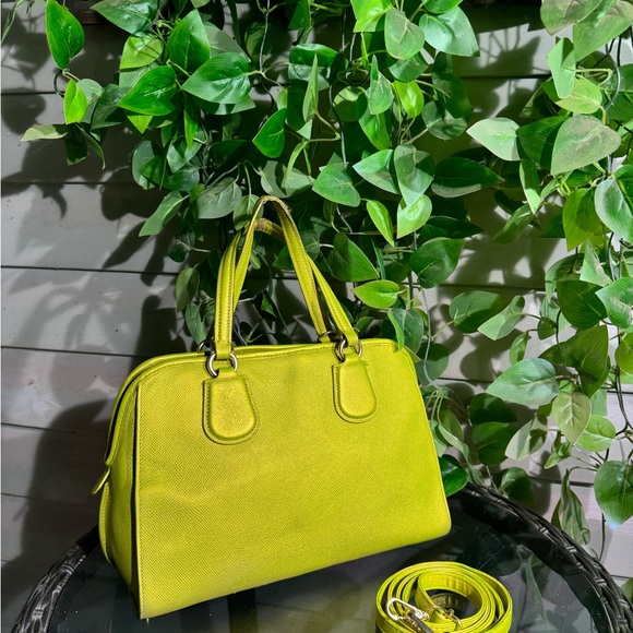 Coach | Bags | Iridescent Neon Green Leather Medium Coach Purse | Poshmark